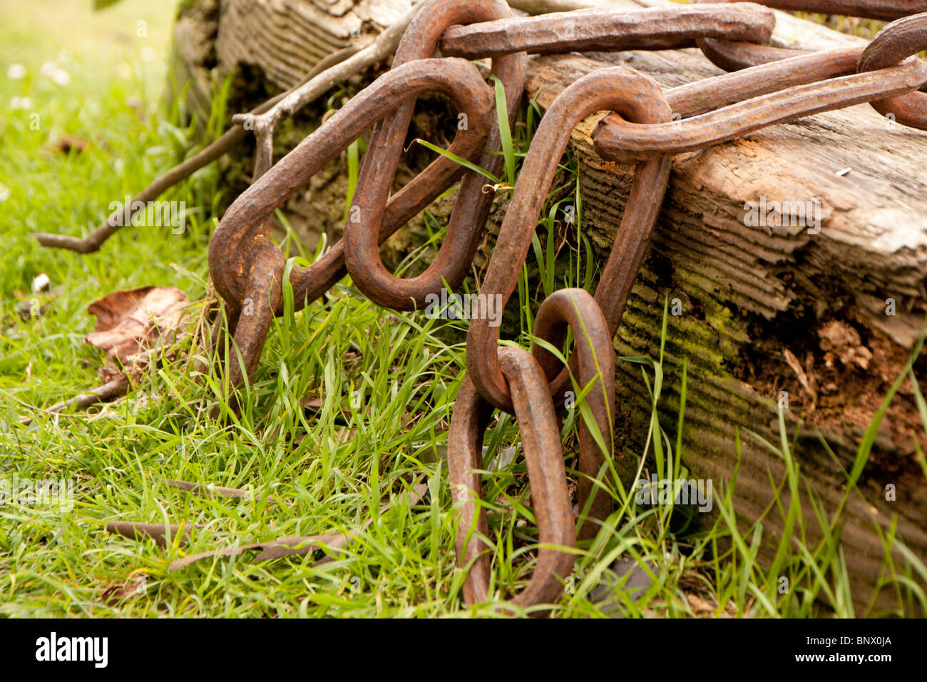 Harbor chains hi-res stock photography and images - Alamy