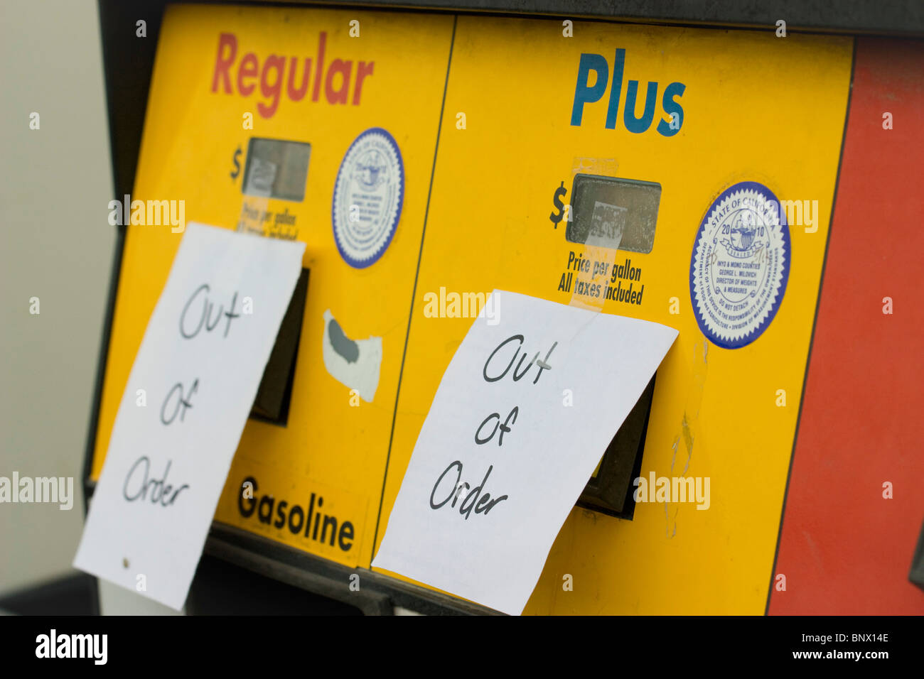 Empty gas tank hi-res stock photography and images - Alamy
