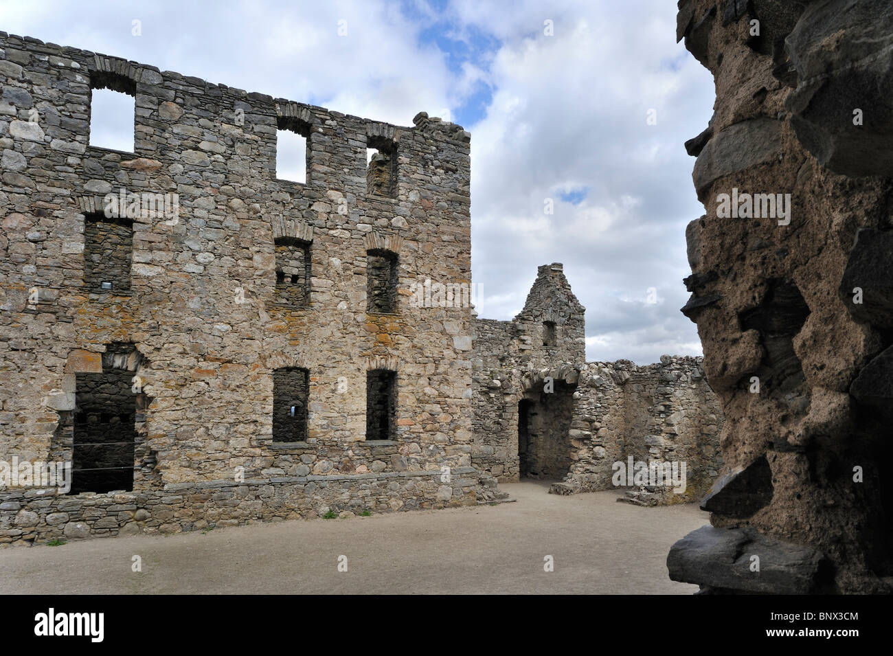Ruthven barracks hi-res stock photography and images - Alamy