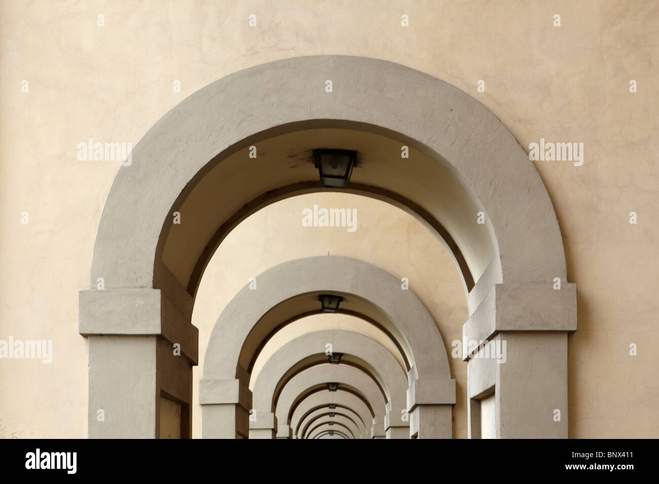 Cream arches hi-res stock photography and images - Alamy