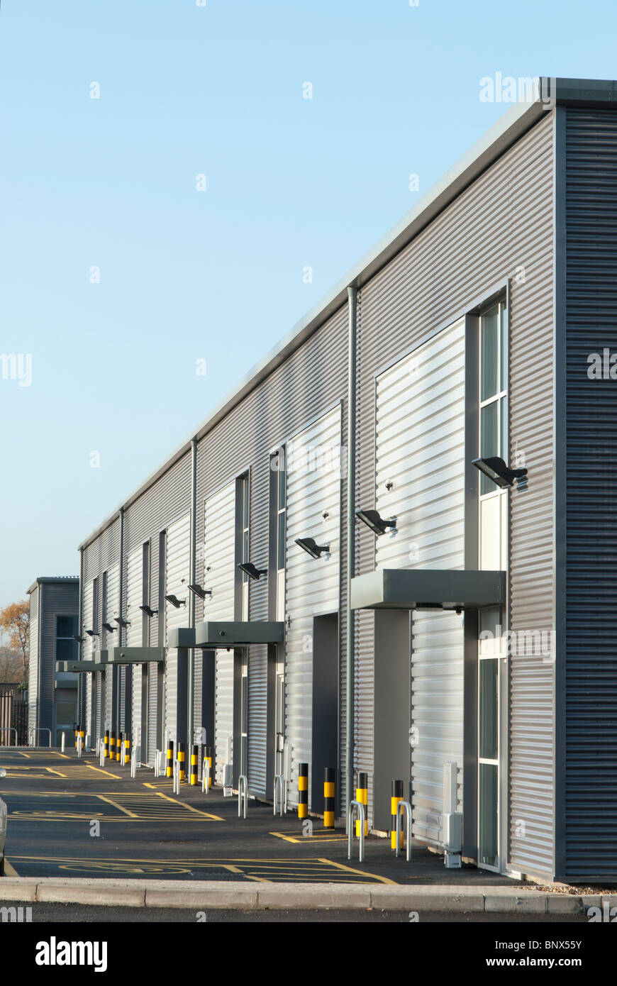 Small industrial units hi-res stock photography and images - Alamy