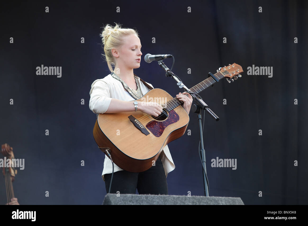 English singer songwriter laura marling hi-res stock photography and ...