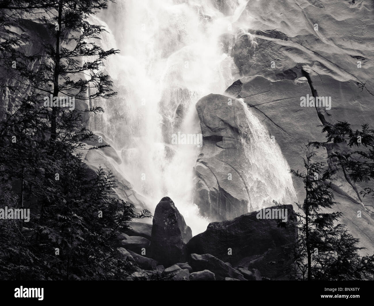 Shannon Falls Provincial Park Stock Photos & Shannon Falls Provincial ...