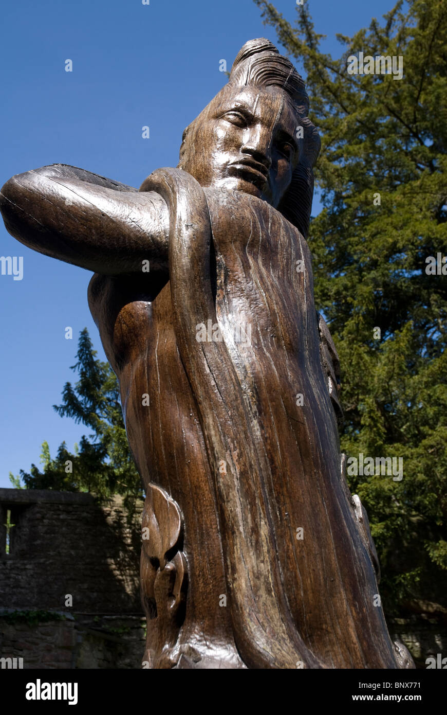 Carving in Yew of Adam and Eve by EJ Clack Bishops Palace Gardens Wells ...