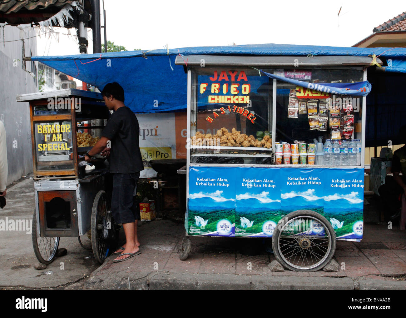 Mobile hawker hi-res stock photography and images - Alamy
