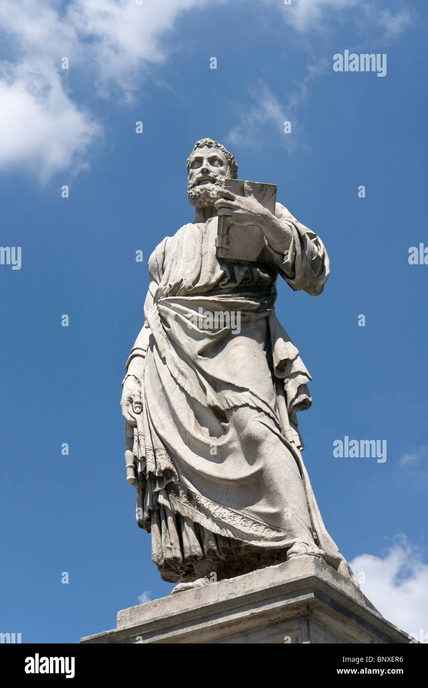 Statue of Saint Peter in Rome Stock Photo - Alamy