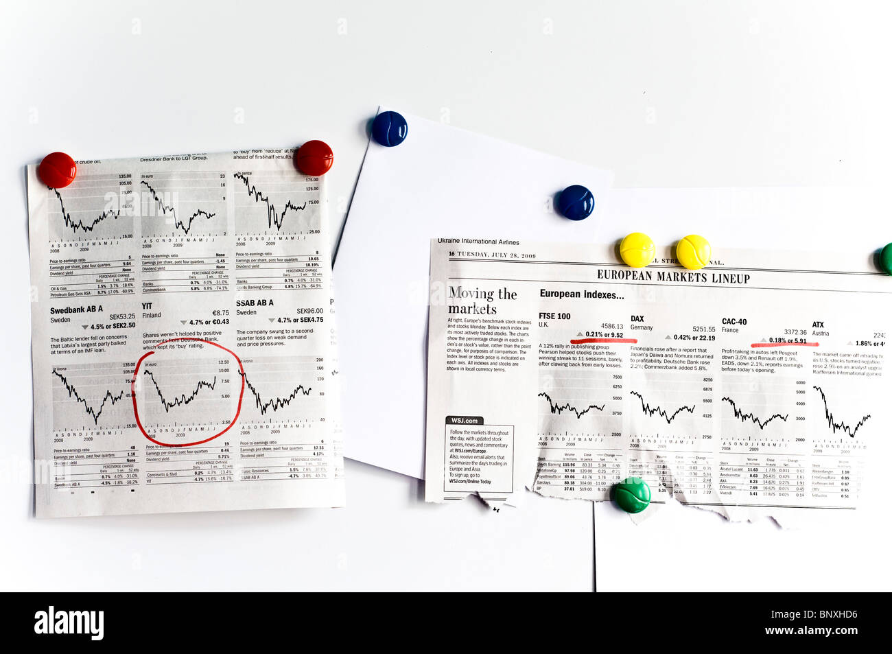 Newspaper red circle hi-res stock photography and images - Alamy