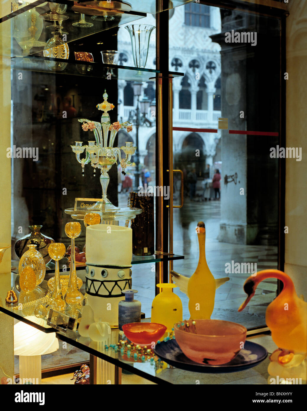 Murano glass shop hi-res stock photography and images - Alamy