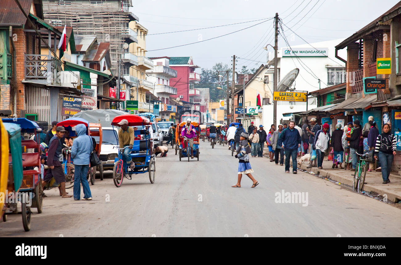 Street scene on a rainy day in Moramanga, in eastern Madagascar Stock ...