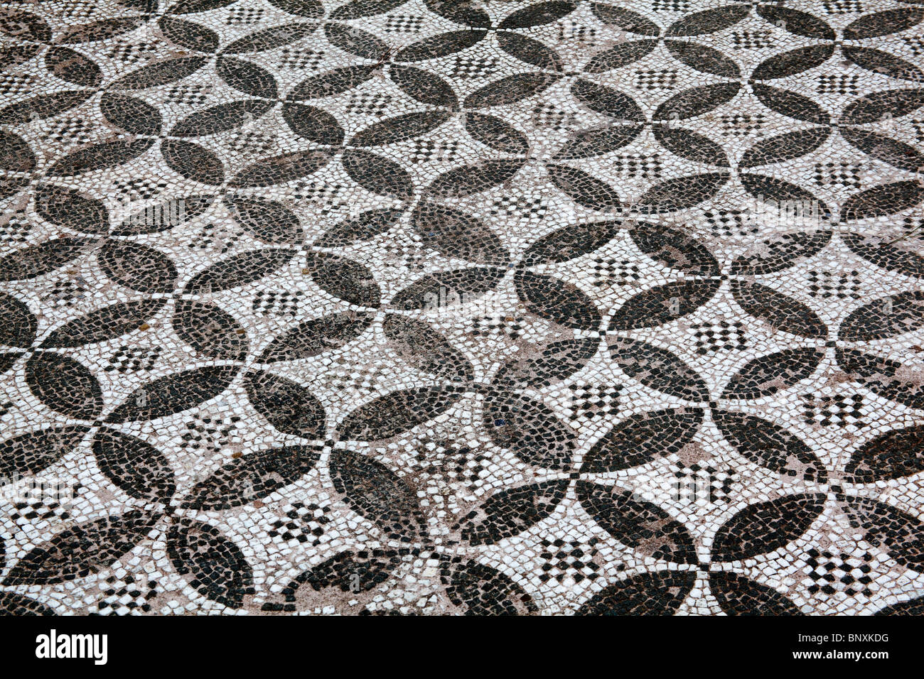 Ancient greek tiles hi-res stock photography and images - Alamy