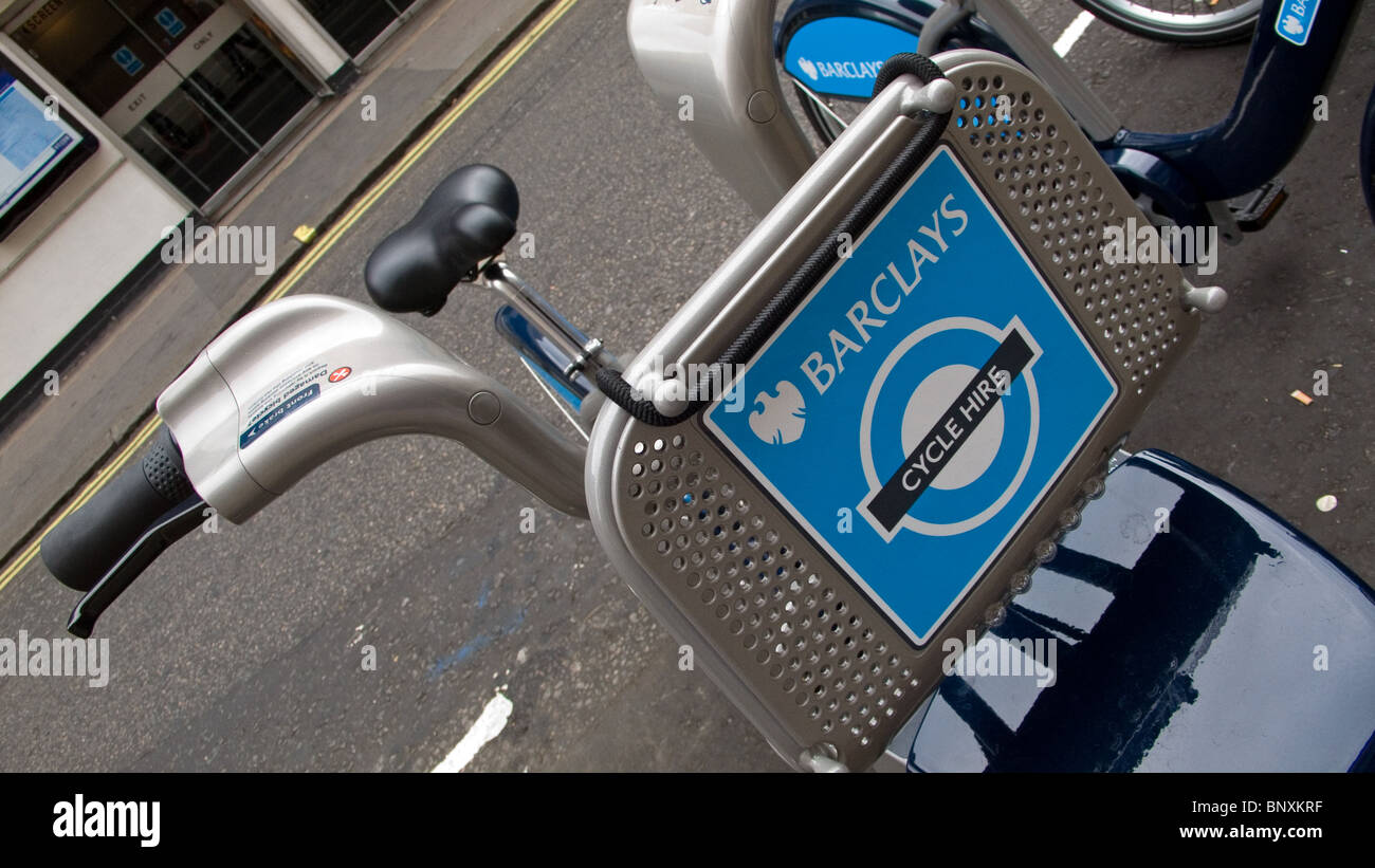 Tfl symbol hi-res stock photography and images - Alamy