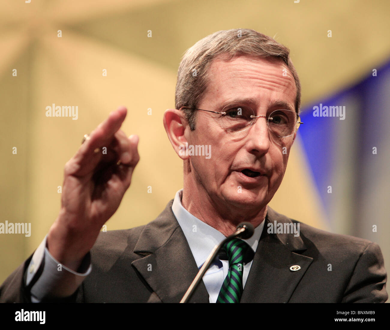 Jerry patterson gun rights hi-res stock photography and images - Alamy