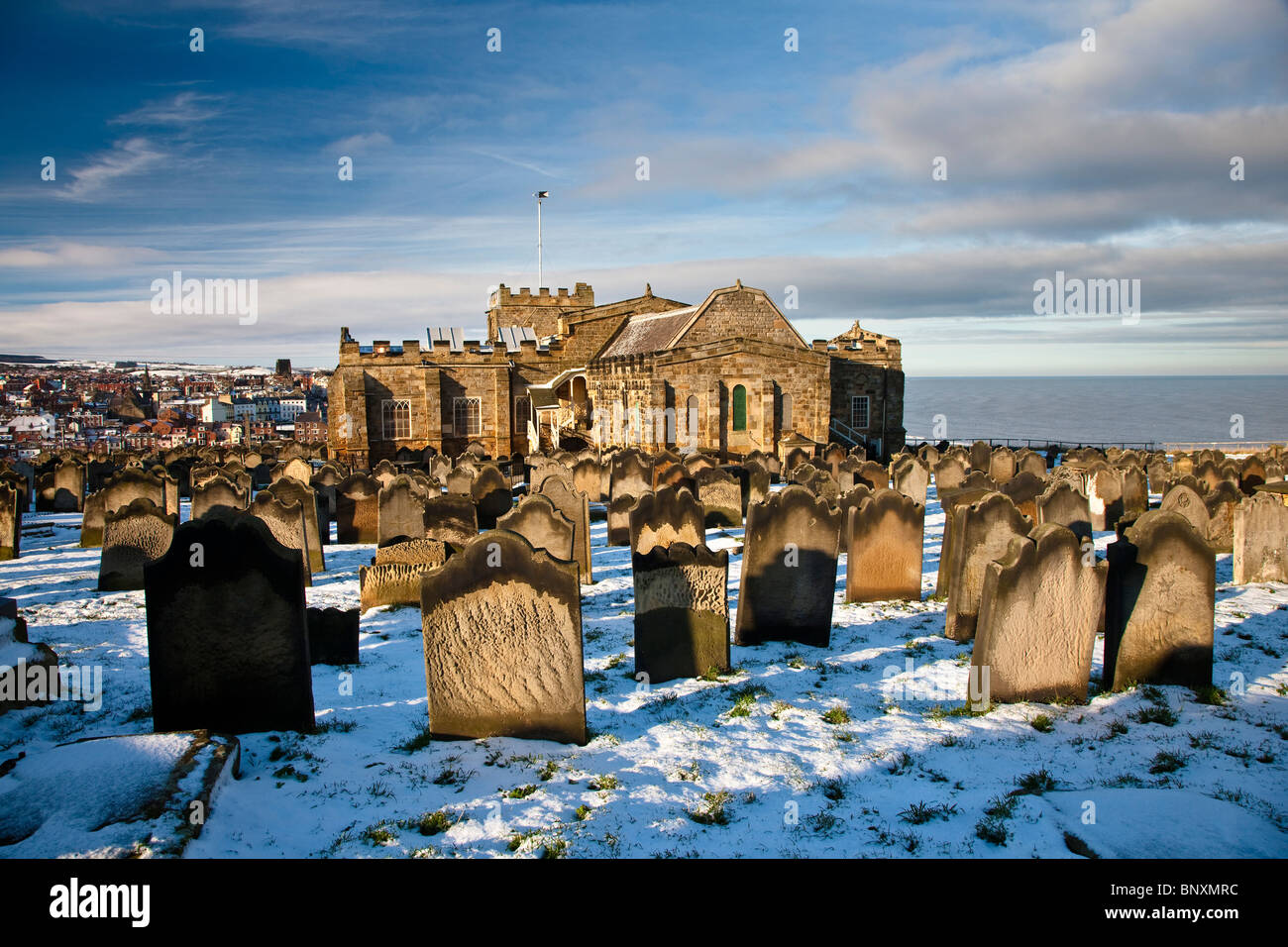 Whitby winter hi-res stock photography and images - Alamy