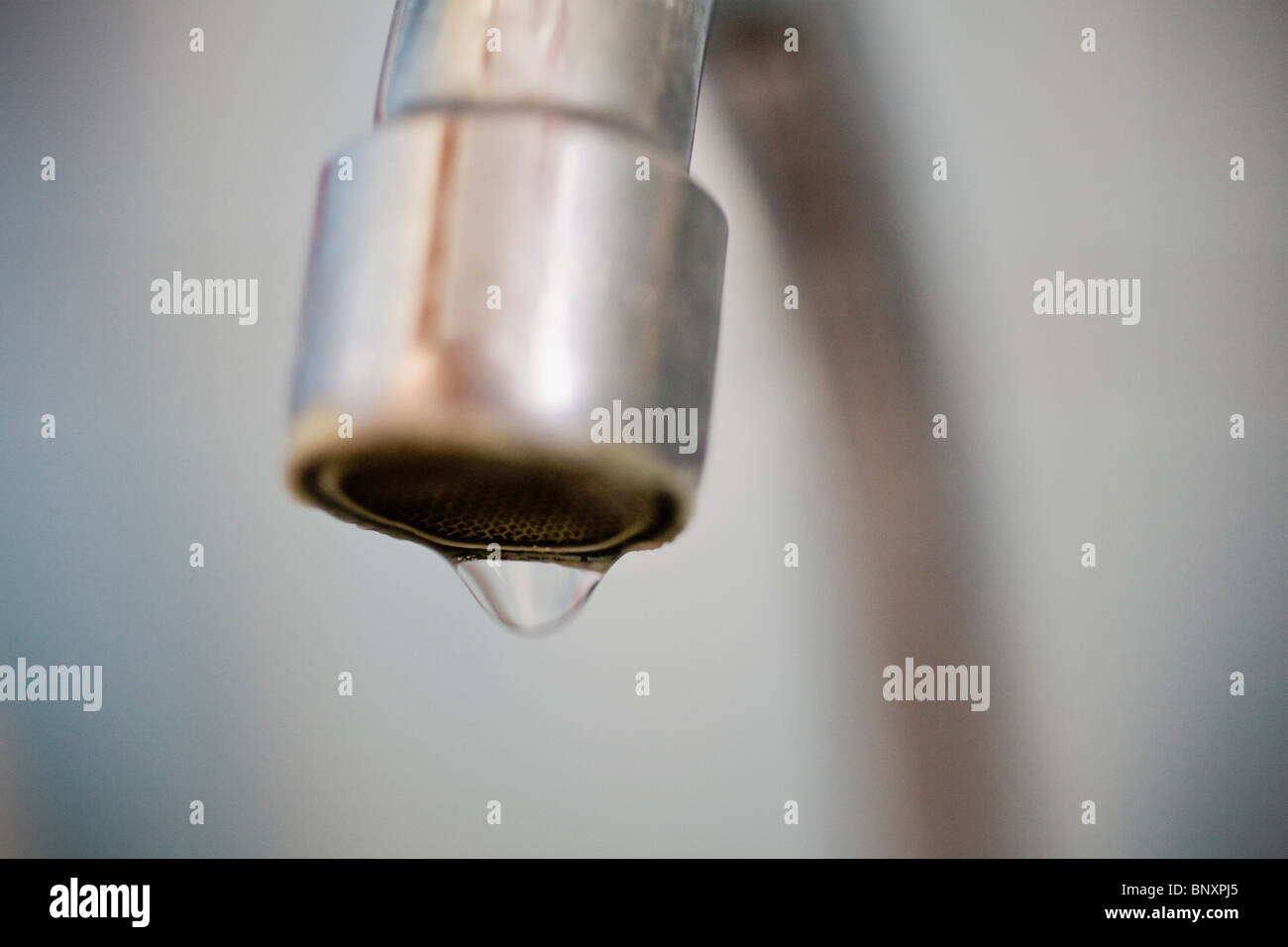 Faucet images hi-res stock photography and images - Alamy