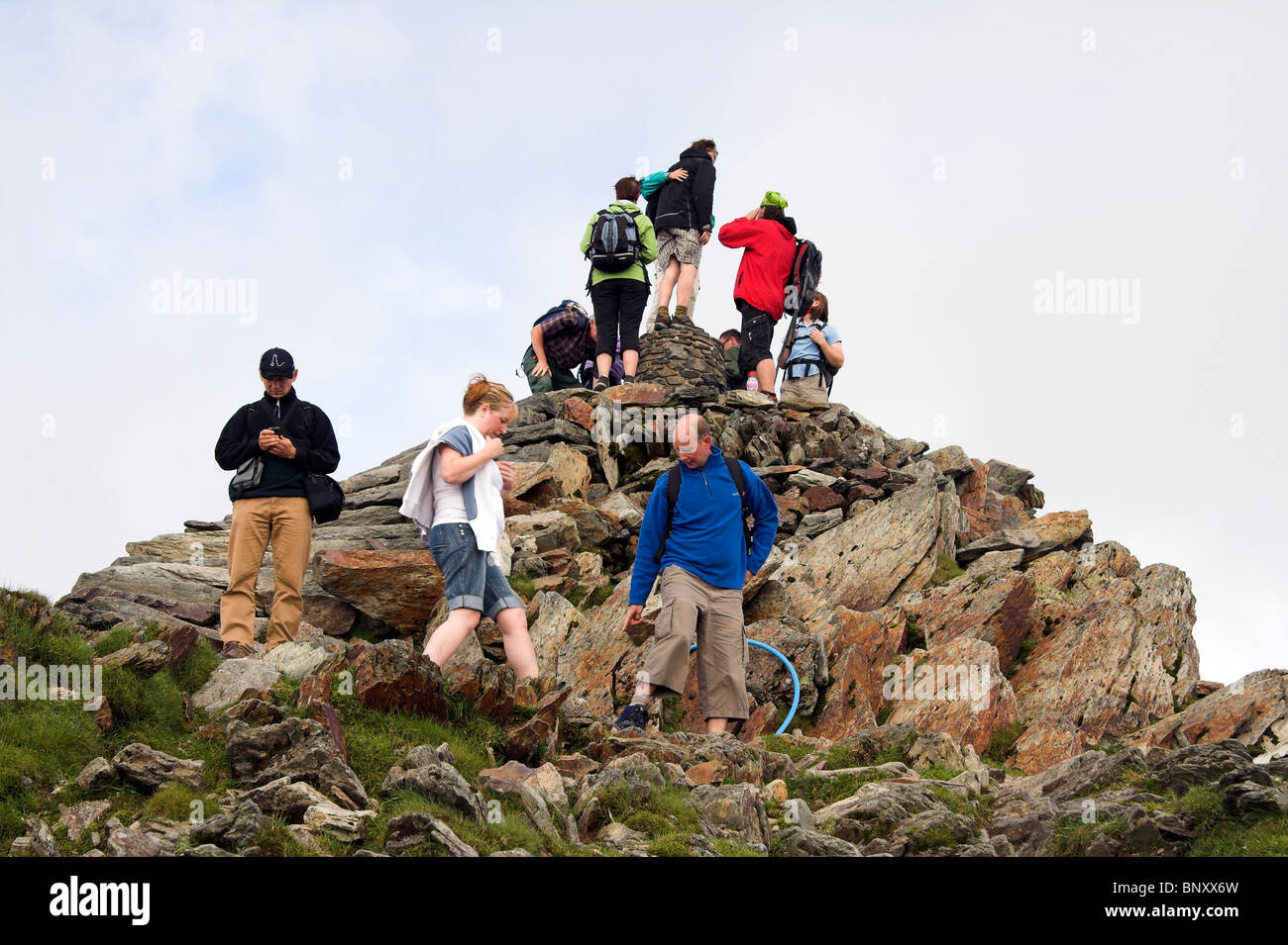 Mount snowdon peak hikers hi-res stock photography and images - Alamy