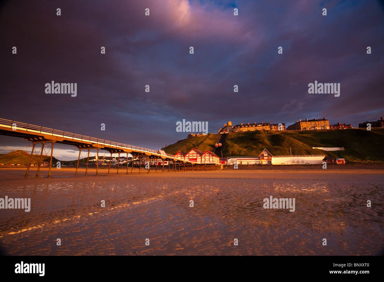Victorian pier saltburn sea in hi-res stock photography and images - Alamy