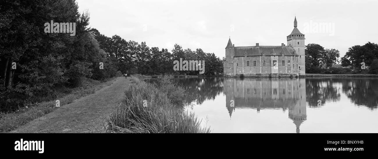 Horst castle flemish medieval castle Black and White Stock Photos ...