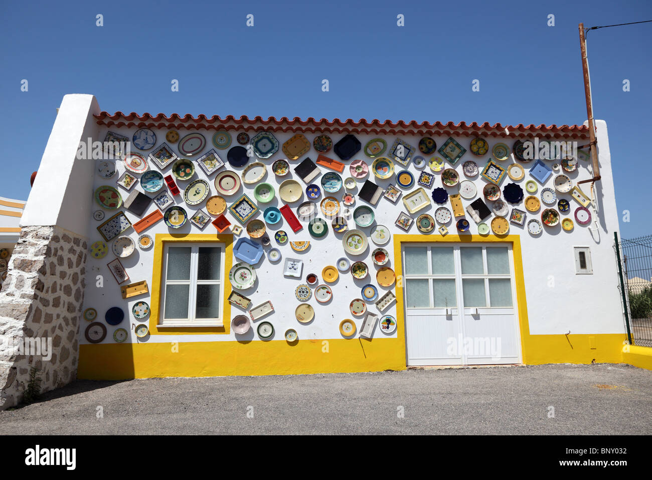 Colorful portugal hi-res stock photography and images - Alamy
