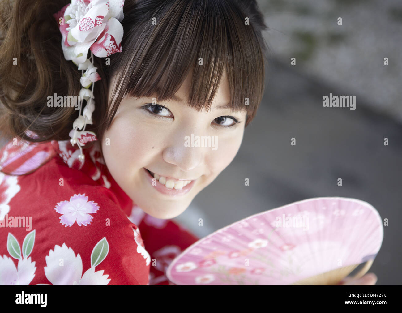 Paper fan hi-res stock photography and images - Alamy