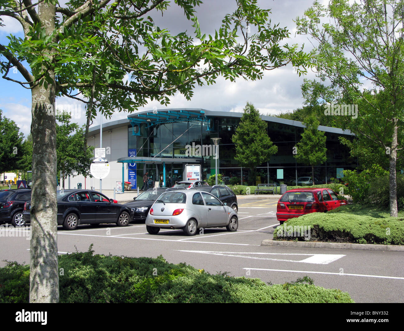 M3 service station hi-res stock photography and images - Alamy