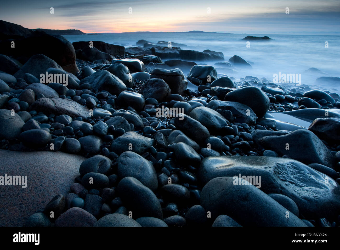 Field waves hi-res stock photography and images - Alamy