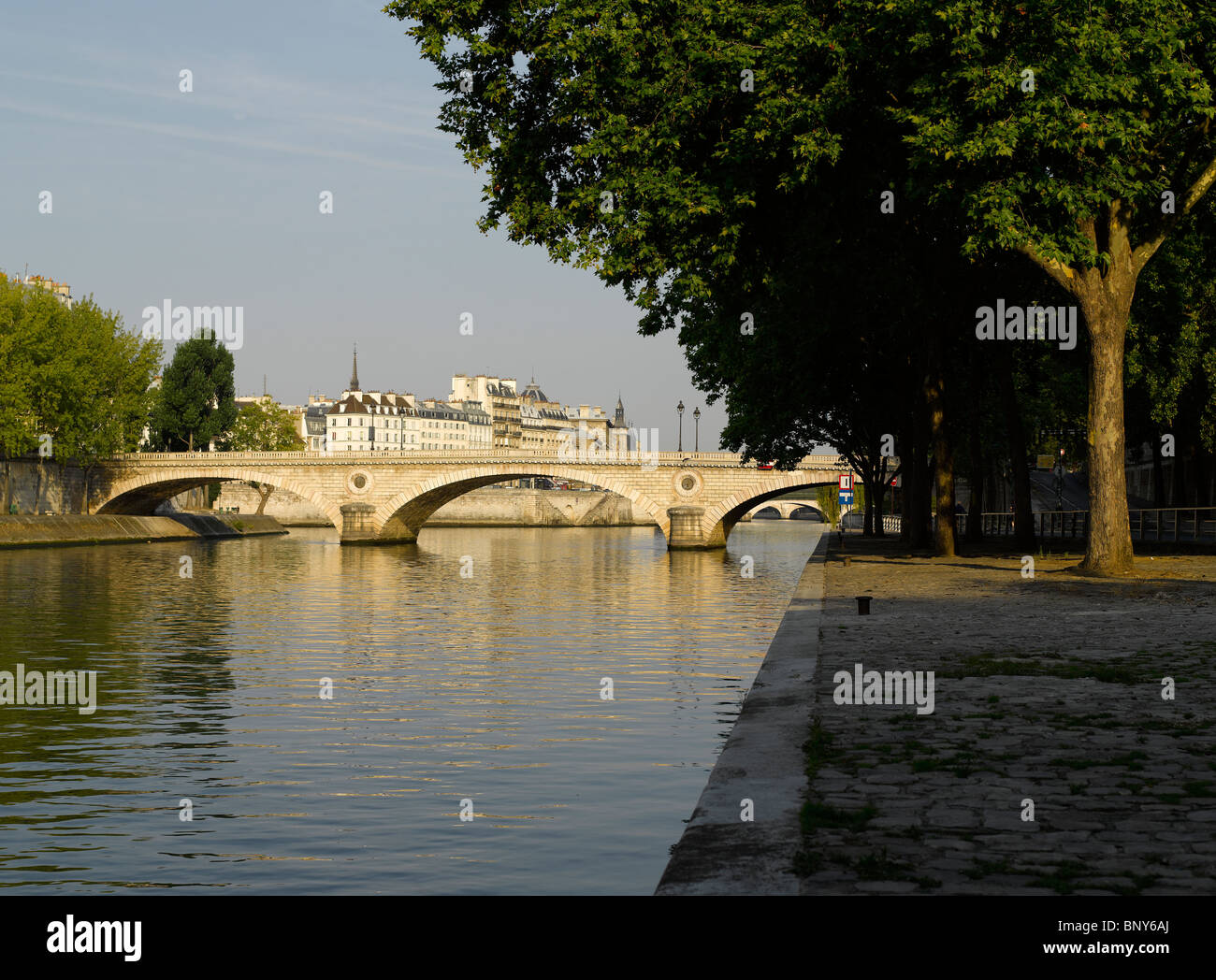 France, Paris: Pont Louis Philippe is a bridge crossing the Seine river ...