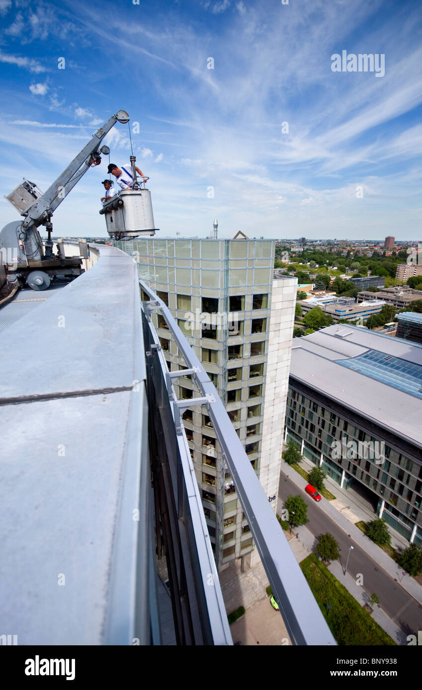 Maintenance cradle hi-res stock photography and images - Alamy