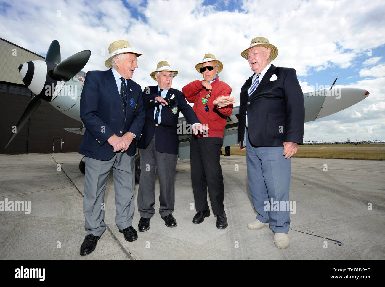 Battle of britain pilots hi-res stock photography and images - Alamy