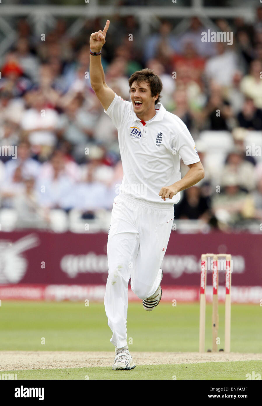 STEVE FINN TAKES HIS 2ND WICKE ENGLAND V PAKISTAN 1ST NPOWER TRENT ...