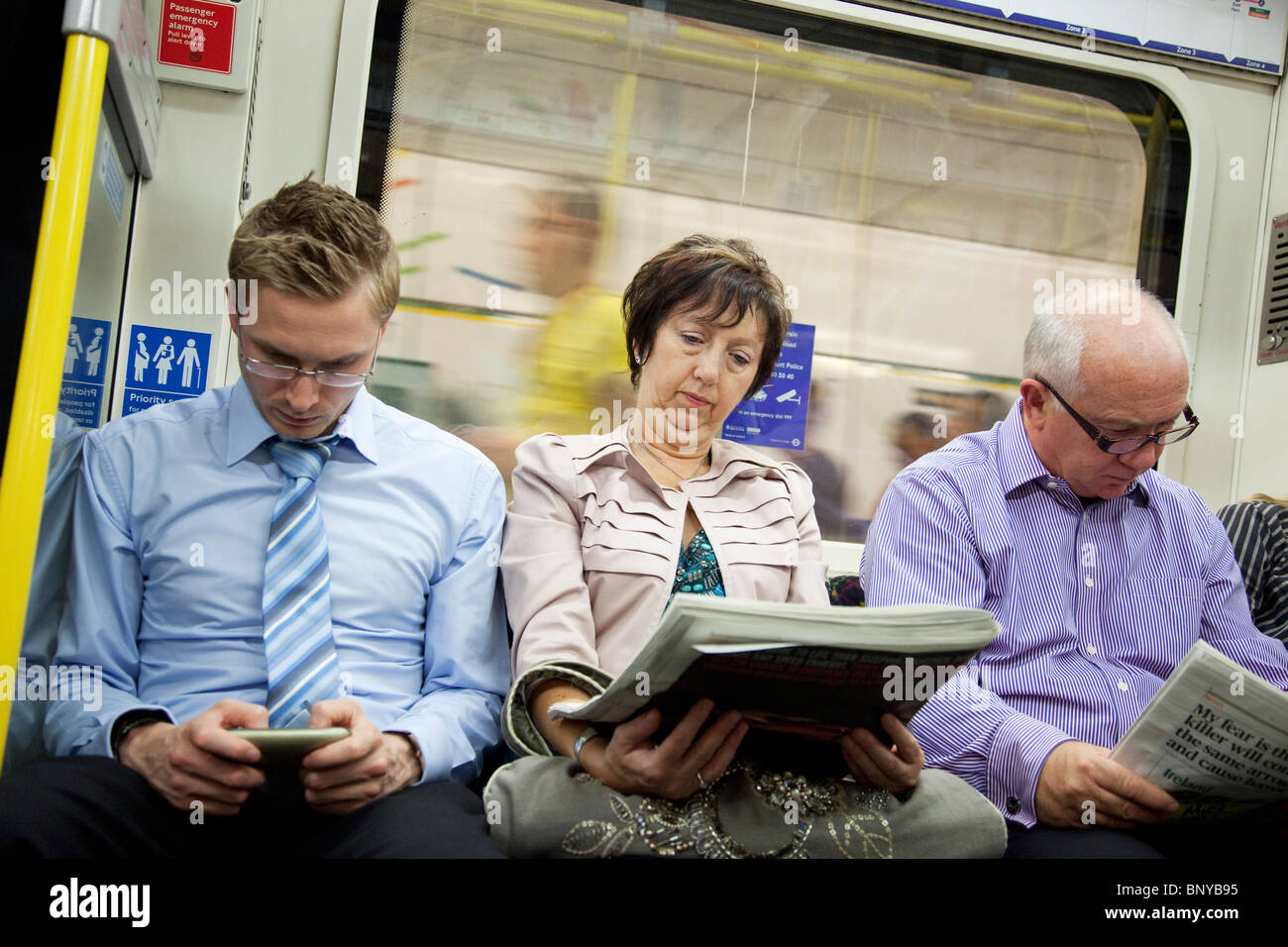 London Underground Passengers Stock Photos & London Underground ...