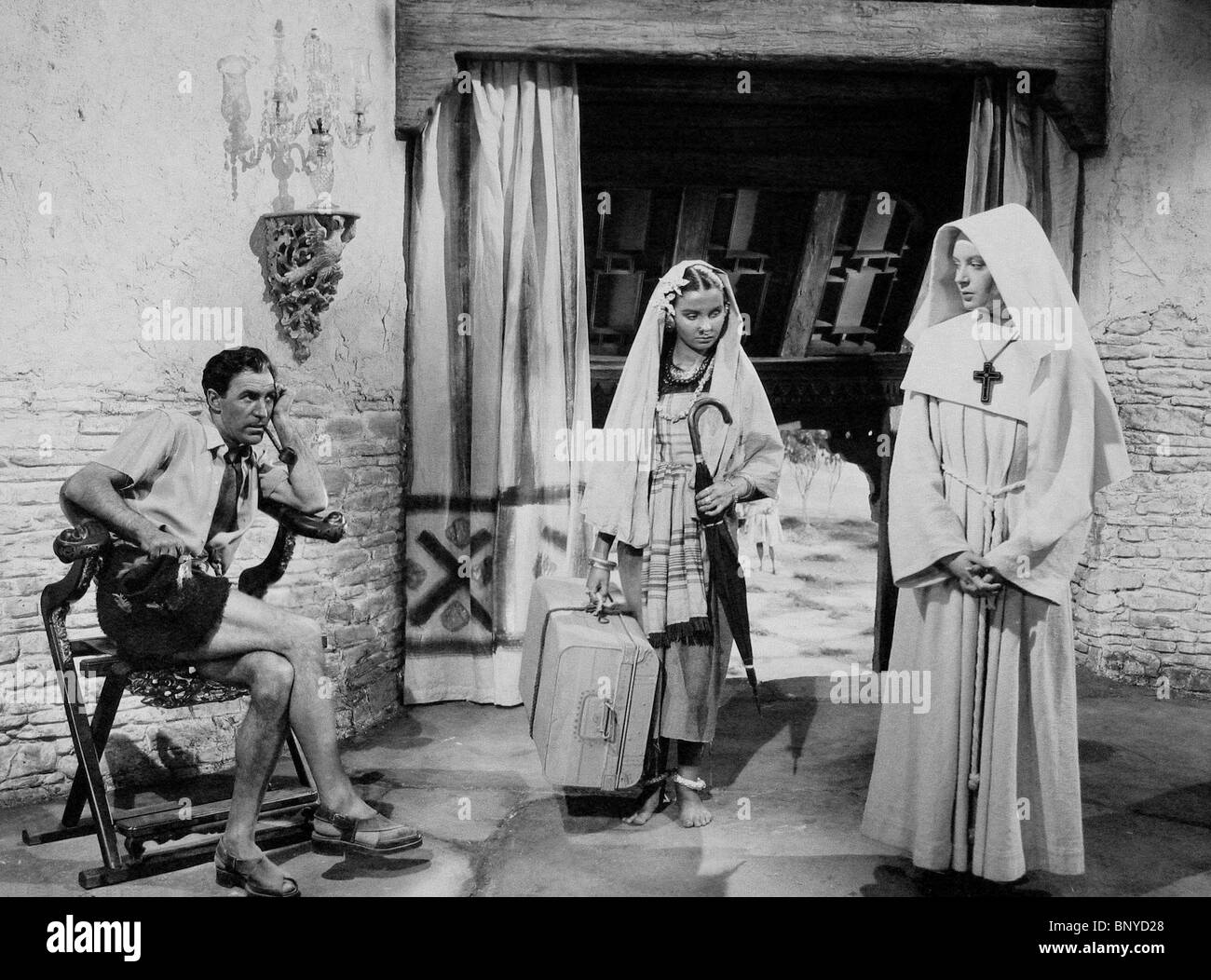 DAVID FARRAR, JEAN SIMMONS, KATHLEEN BYRON, BLACK NARCISSUS, 1947 Stock ...