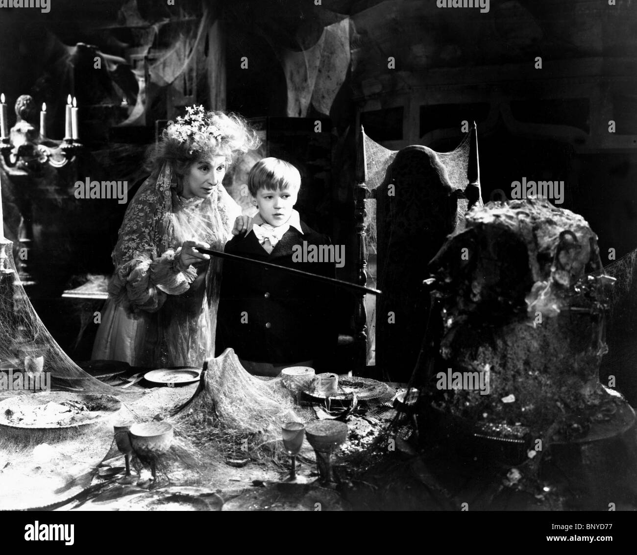 Actor anthony wager 1946 hi-res stock photography and images - Alamy