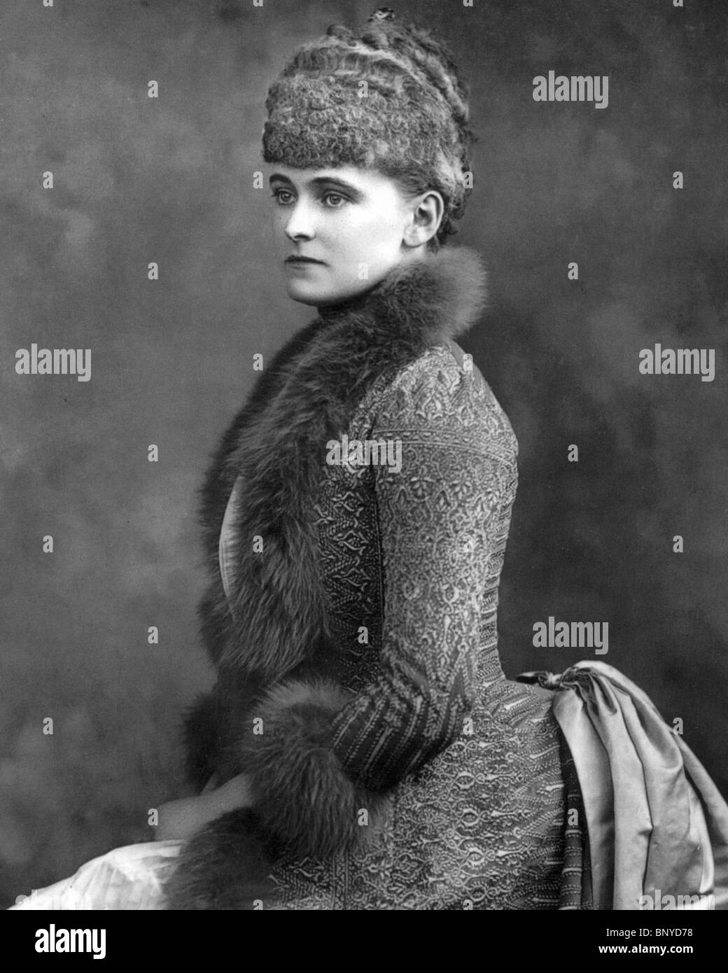 DAISY GREVILLE, Countess of Warwick (1861-1938) Society beauty and ...