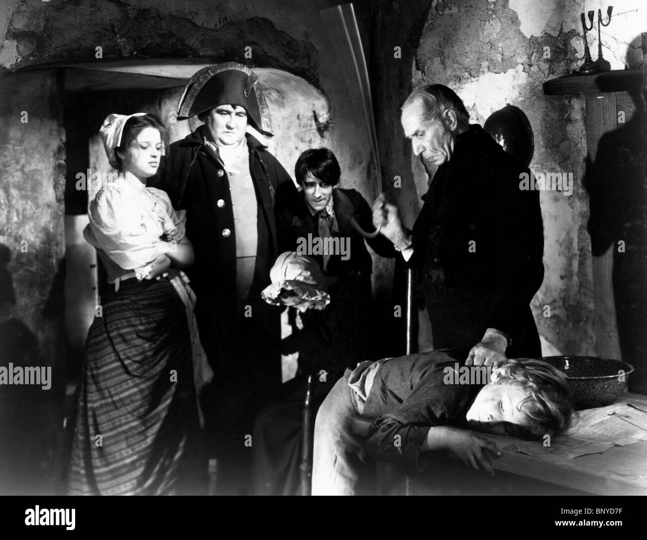 FRANCIS L. SULLIVAN, JOHN HOWARD DAVIES, OLIVER TWIST, 1948 Stock Photo ...