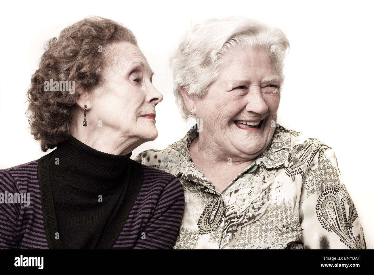Two senior sisters laughing hi-res stock photography and images - Alamy