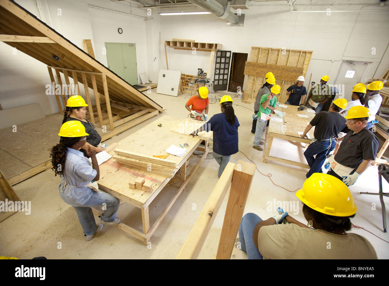 Weatherization hi-res stock photography and images - Alamy