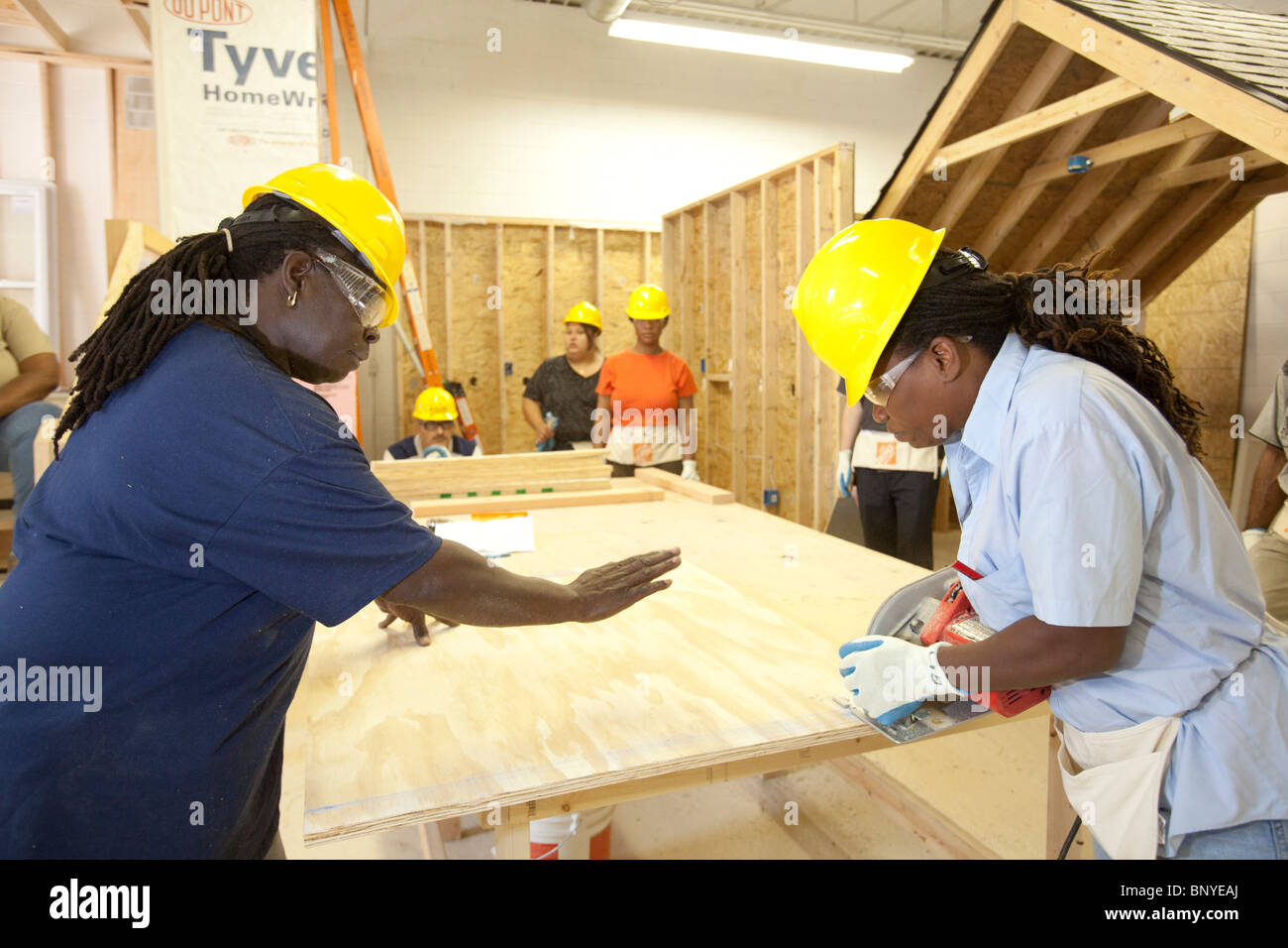 Job training hi-res stock photography and images - Alamy