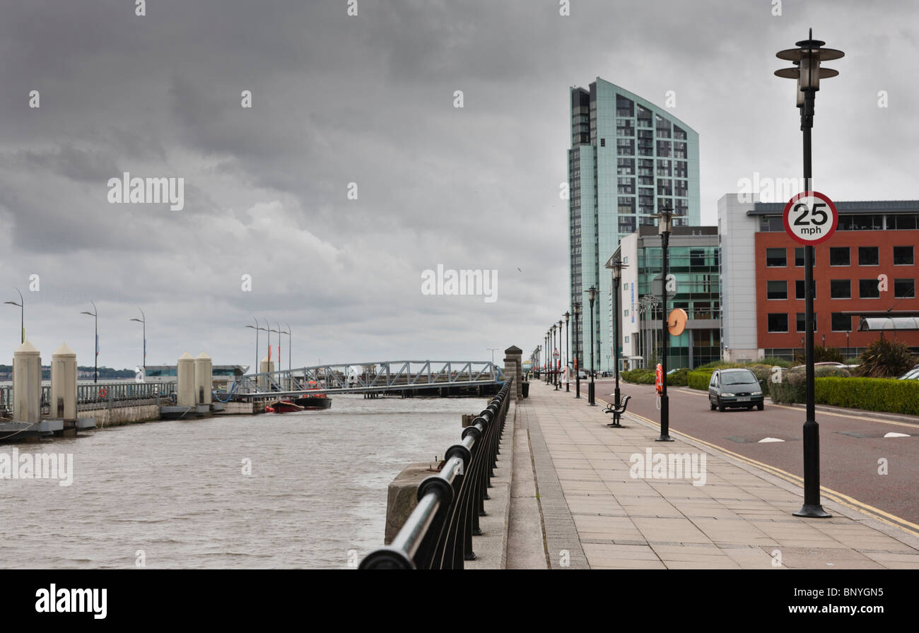 Office building on the waterfront Stock Photo - Alamy