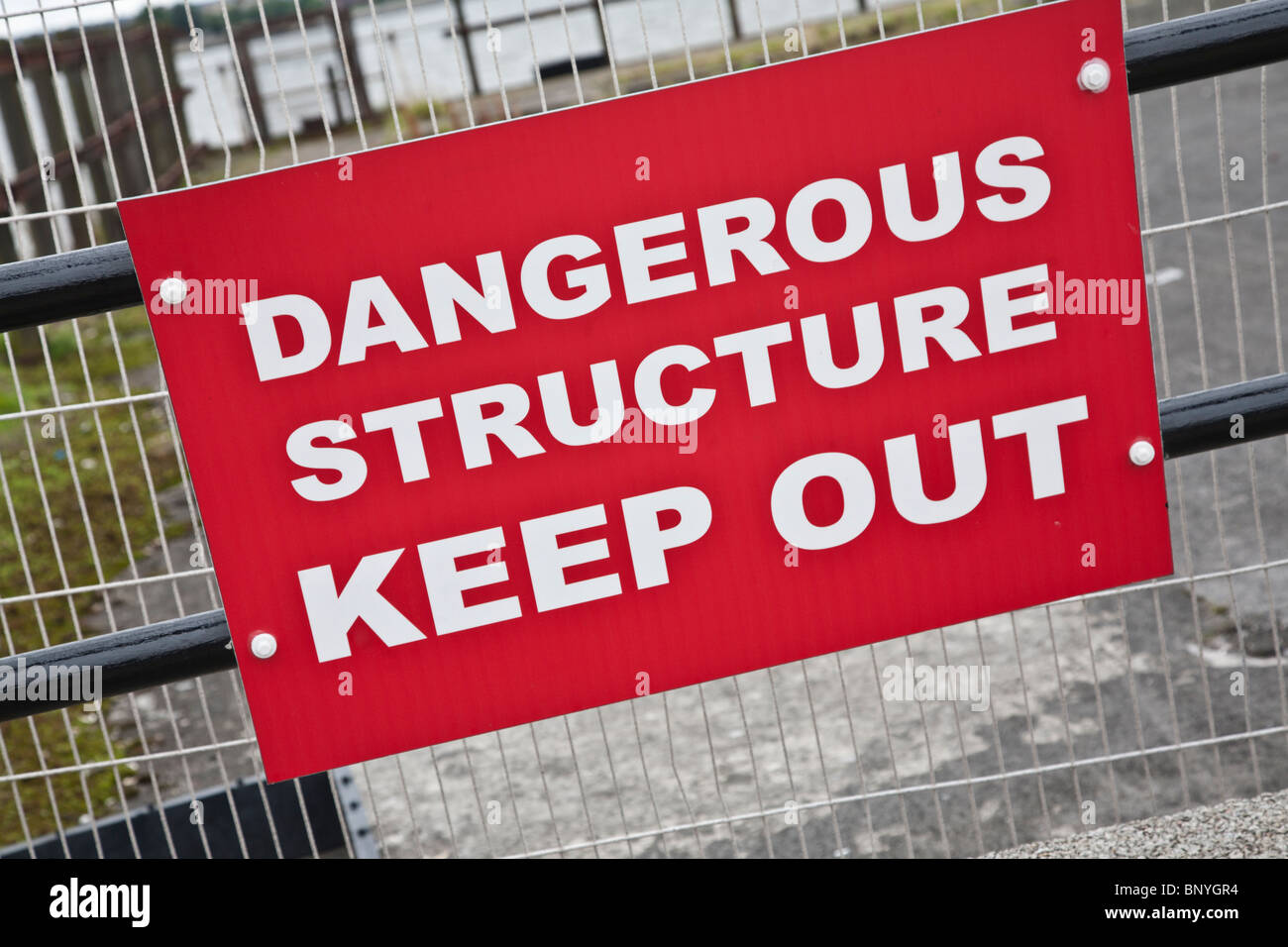 Dangerous Structure sign Stock Photo - Alamy