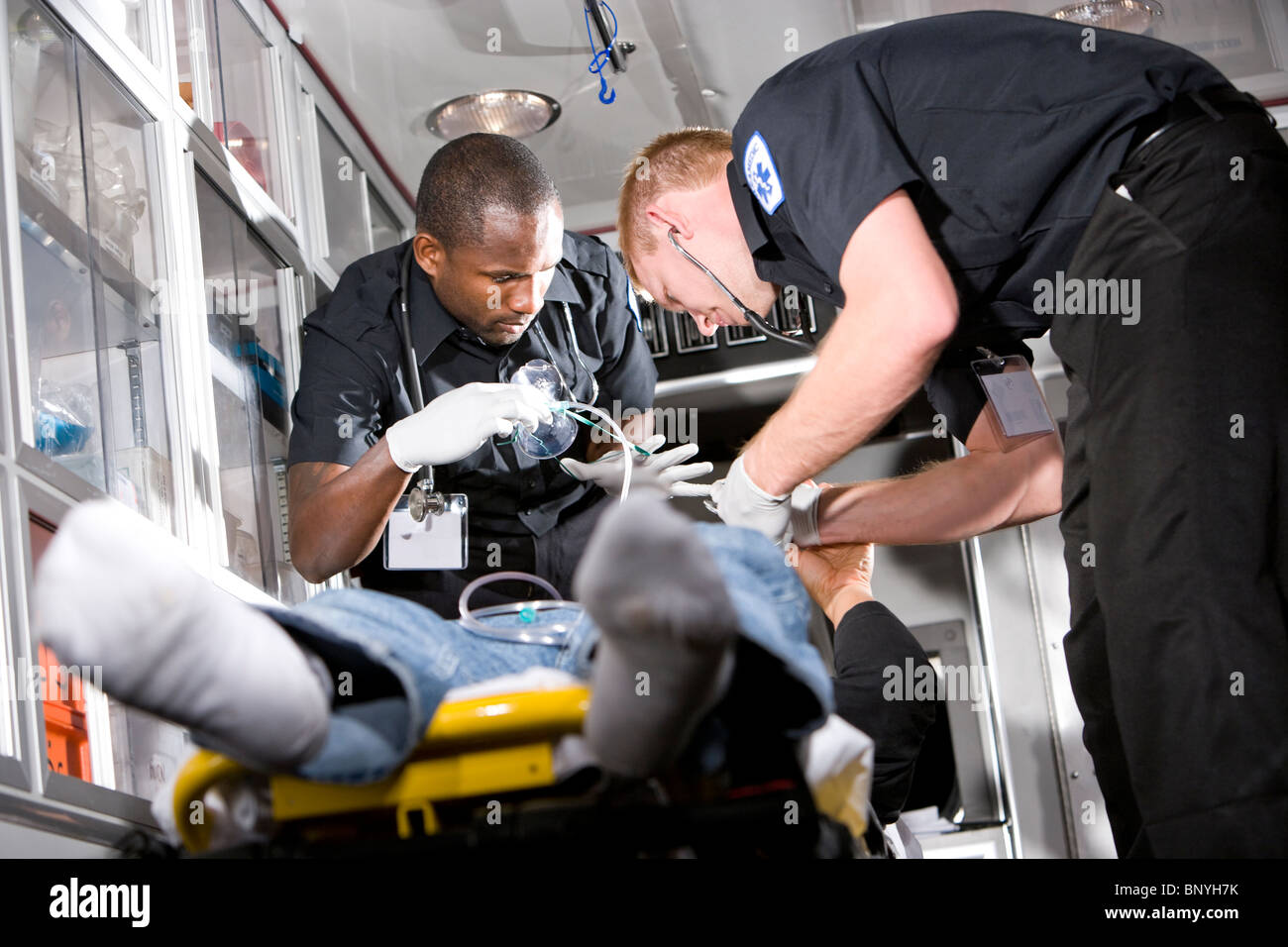 Paramedic hi-res stock photography and images - Alamy