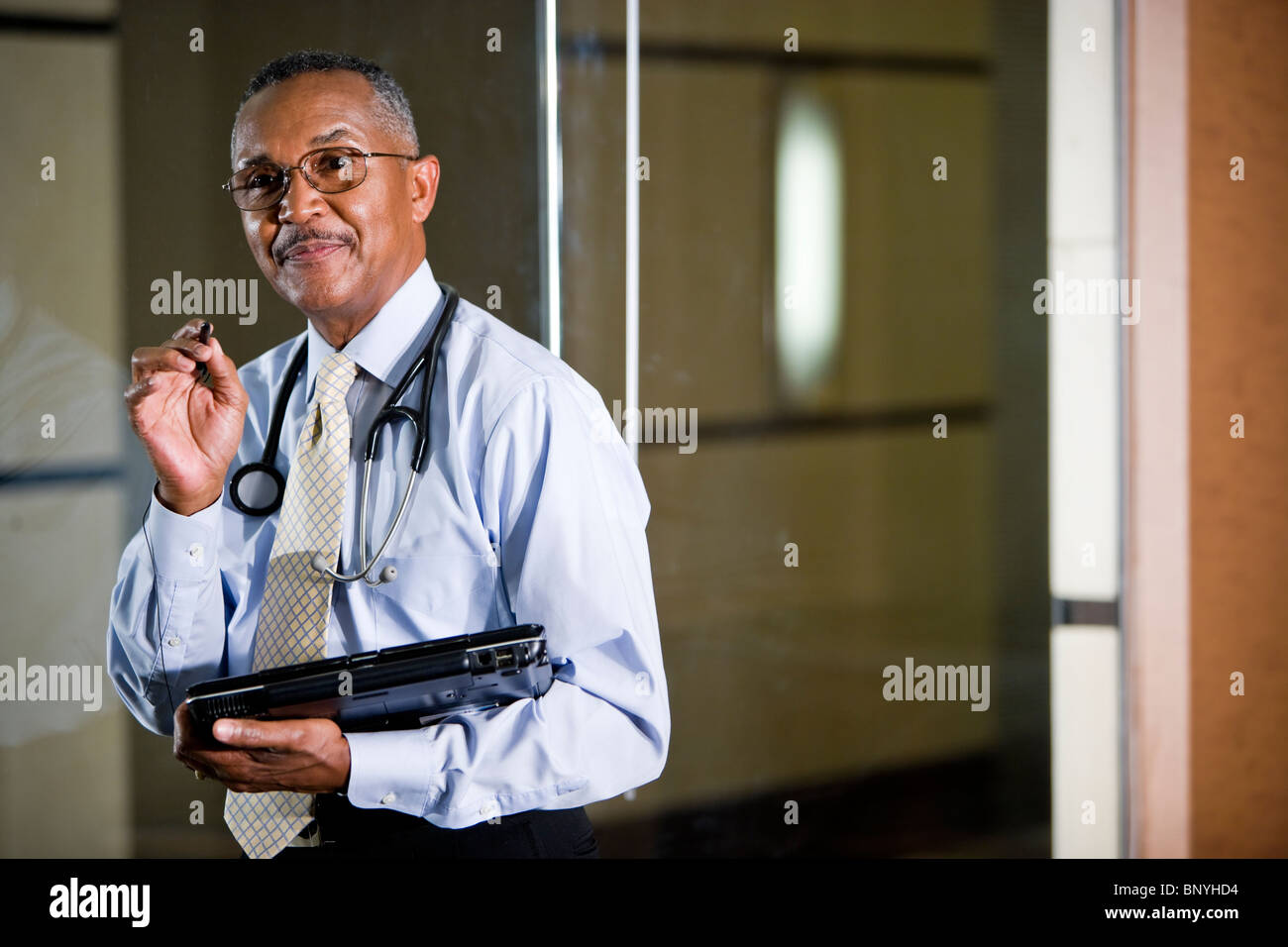 Male african american medical hi-res stock photography and images - Alamy