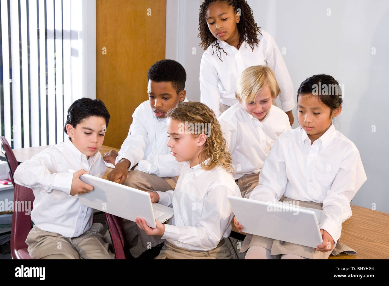 African students laptops hi-res stock photography and images - Alamy