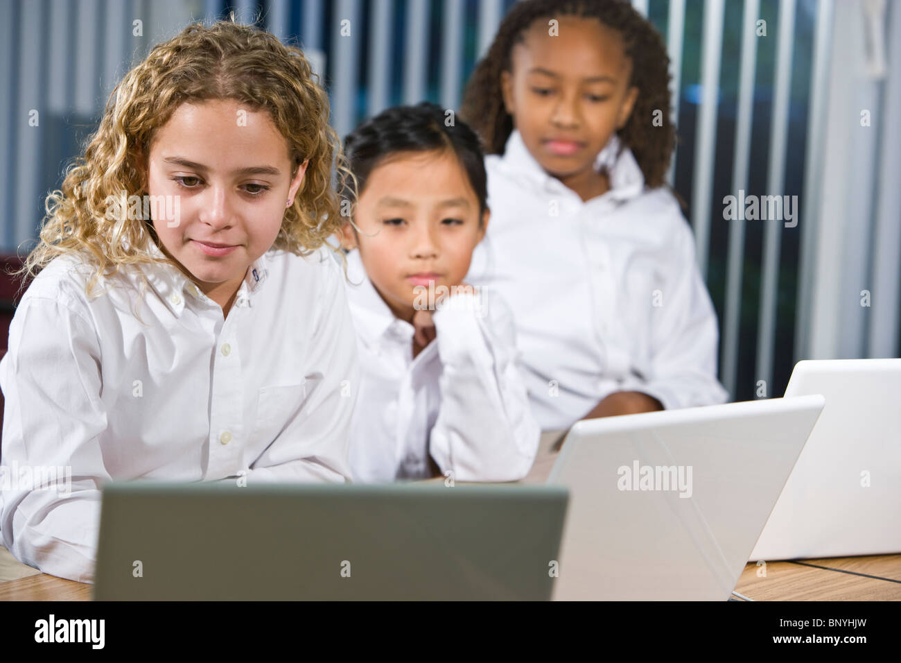 Diverse grade 1 students hi-res stock photography and images - Alamy