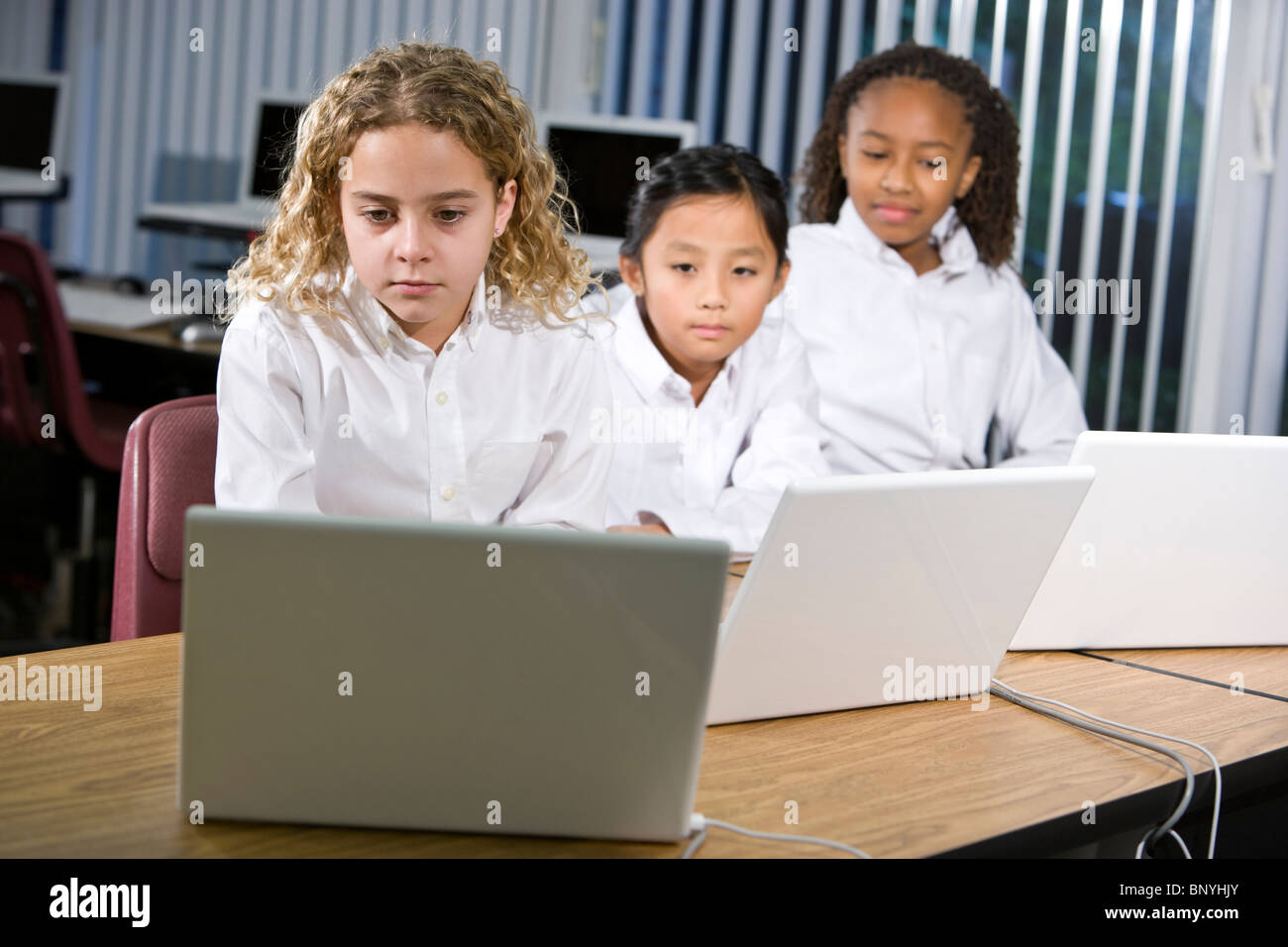 Diverse grade 1 students hi-res stock photography and images - Alamy