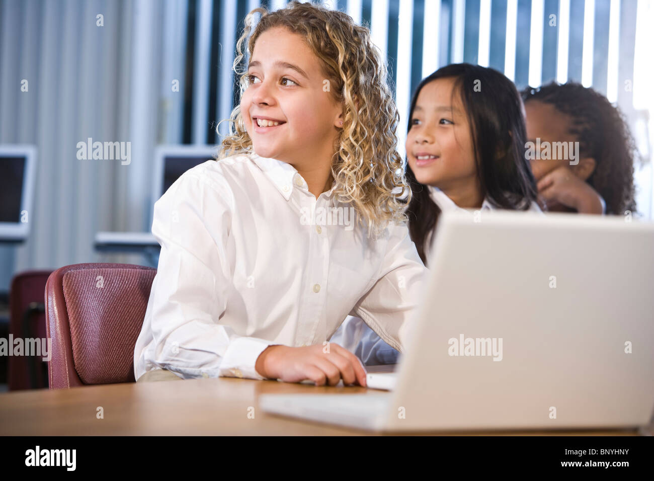 Diverse grade 1 students hi-res stock photography and images - Alamy