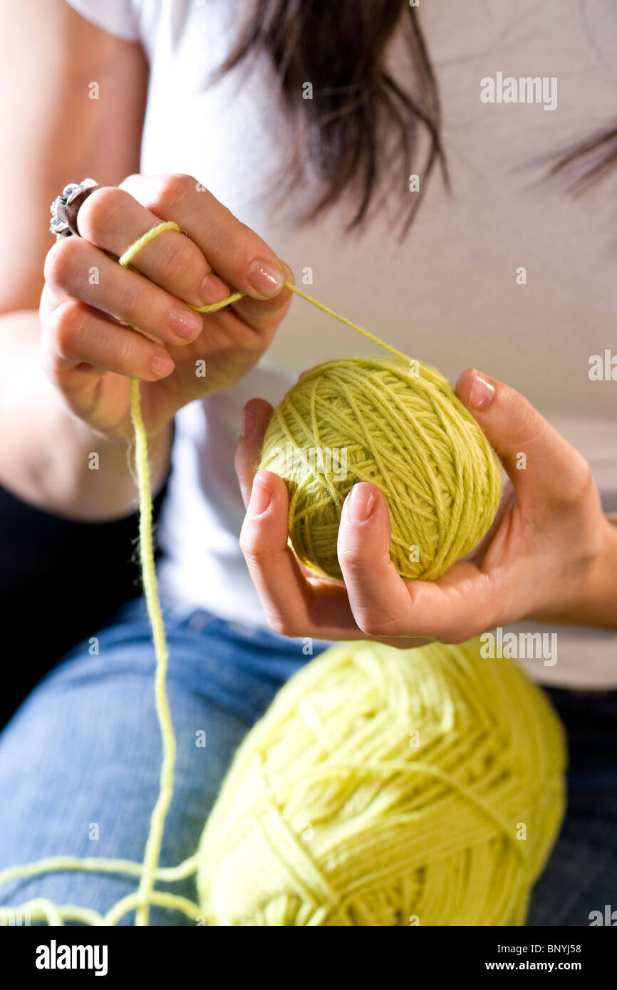 Yarn winding hi-res stock photography and images - Alamy