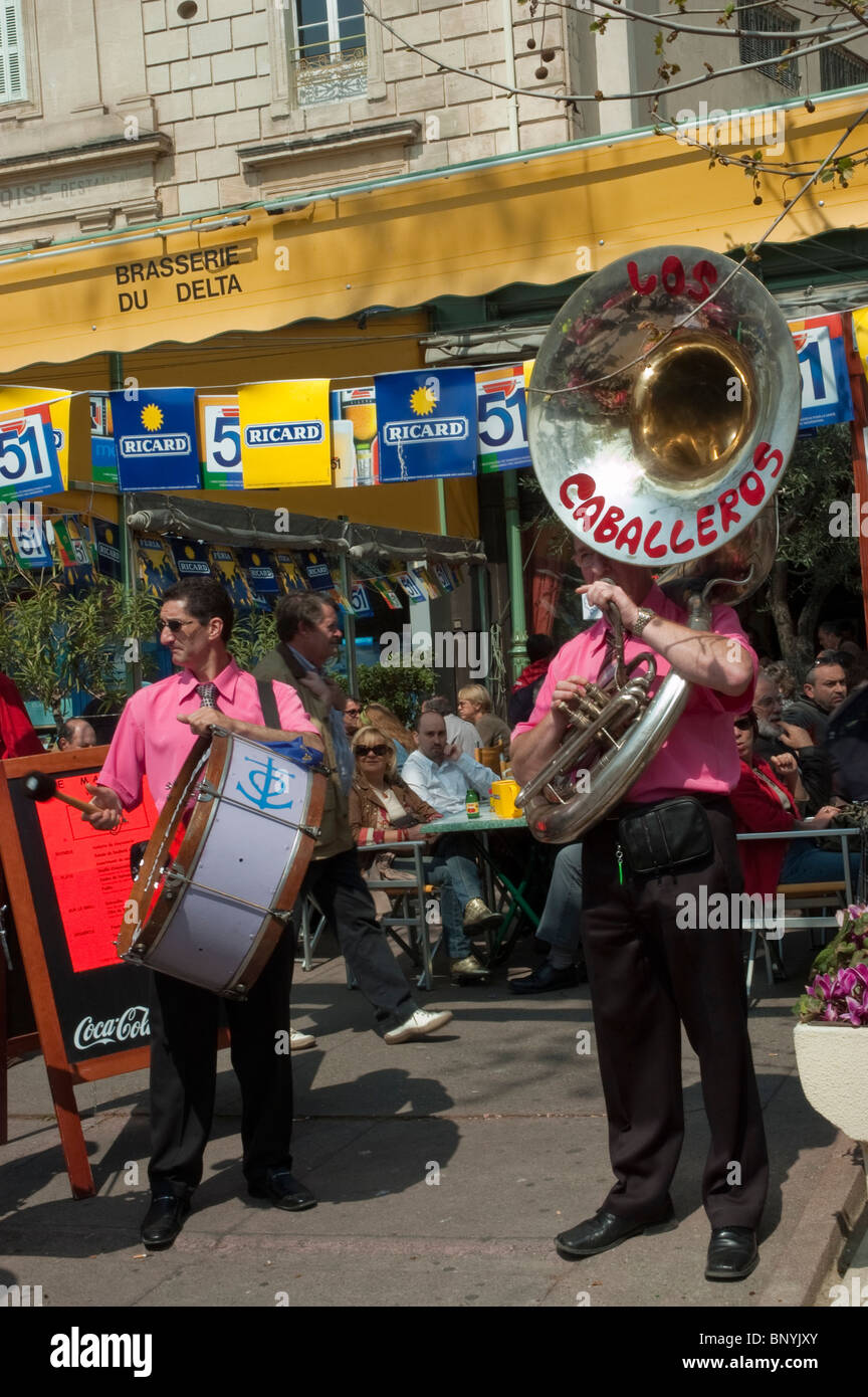 Crowd of musicians in spanish town hi-res stock photography and images ...
