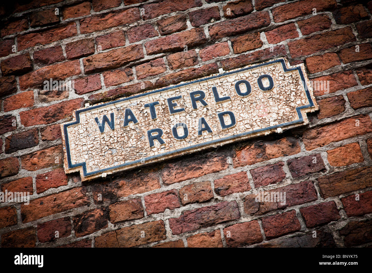Liverpool street road sign hi-res stock photography and images - Alamy