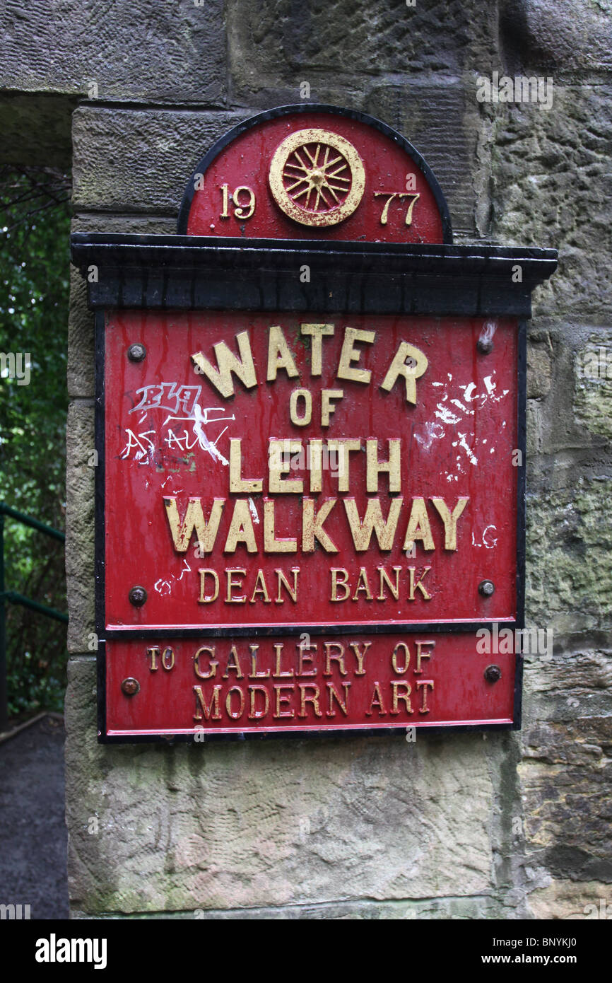 Water of leith walkway hi-res stock photography and images - Alamy