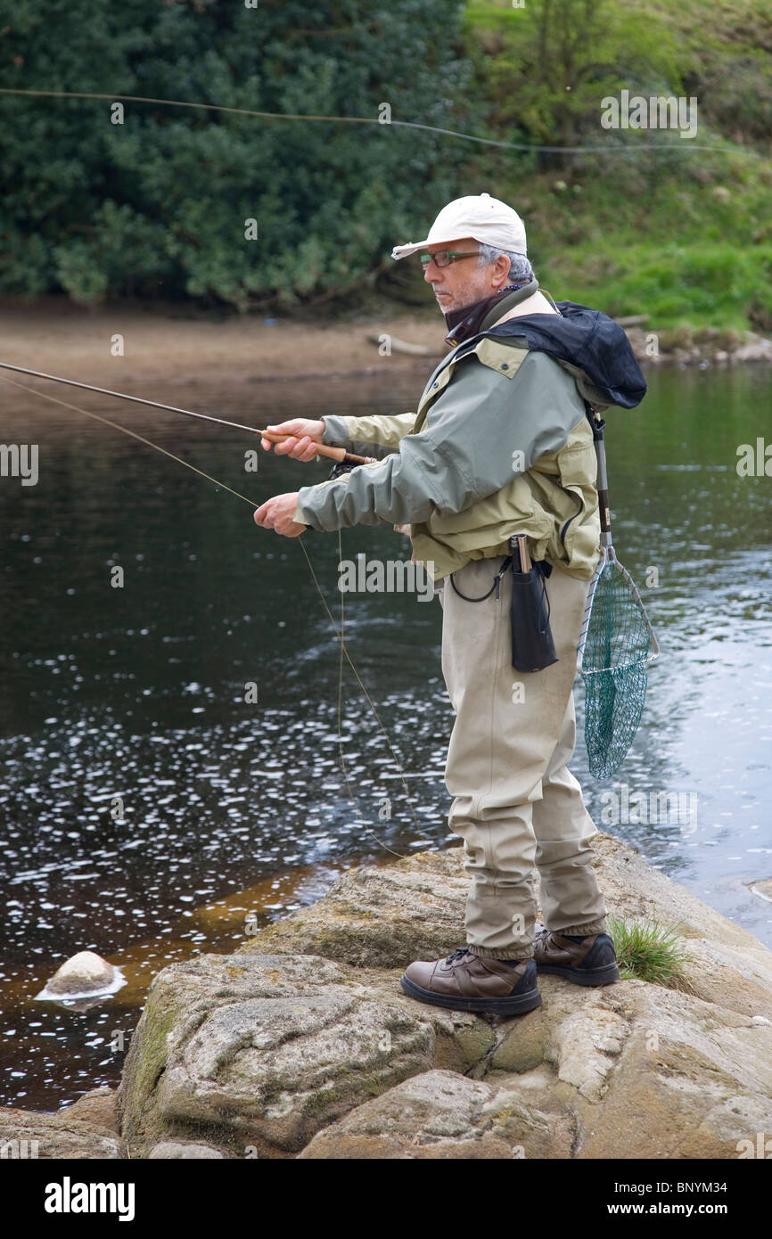 Wharfe river fishing hi-res stock photography and images - Alamy